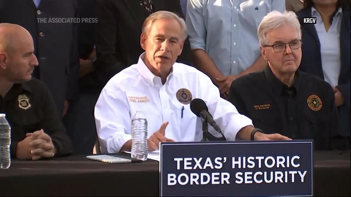 Texas Governor Signs Bill That Lets Police Arrest Migrants Who Enter