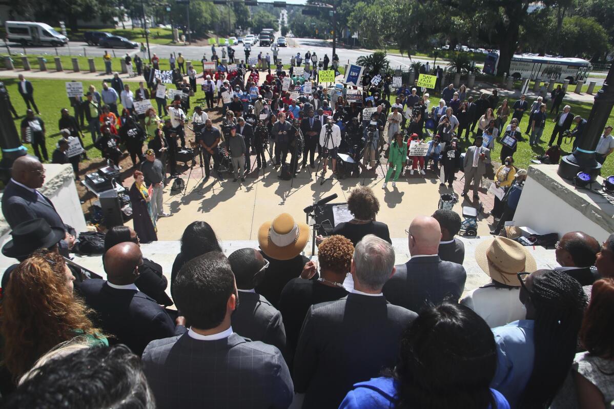 Florida Lawmakers Take Up Gov Desantis Congressional Map Ap News