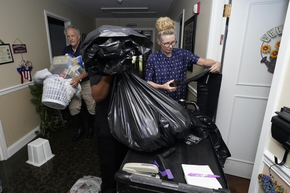 Heavy Rain Causing Flooding Evacuations In Mississippi Ap News